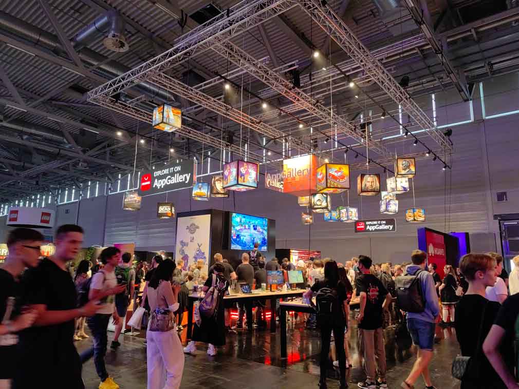 Gamers explore a world of top apps with AppGallery at Gamescom | Pocket ...